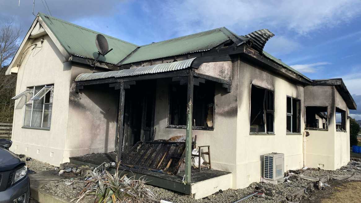 Dryer fire sparks lint reminder | FMG Insurance